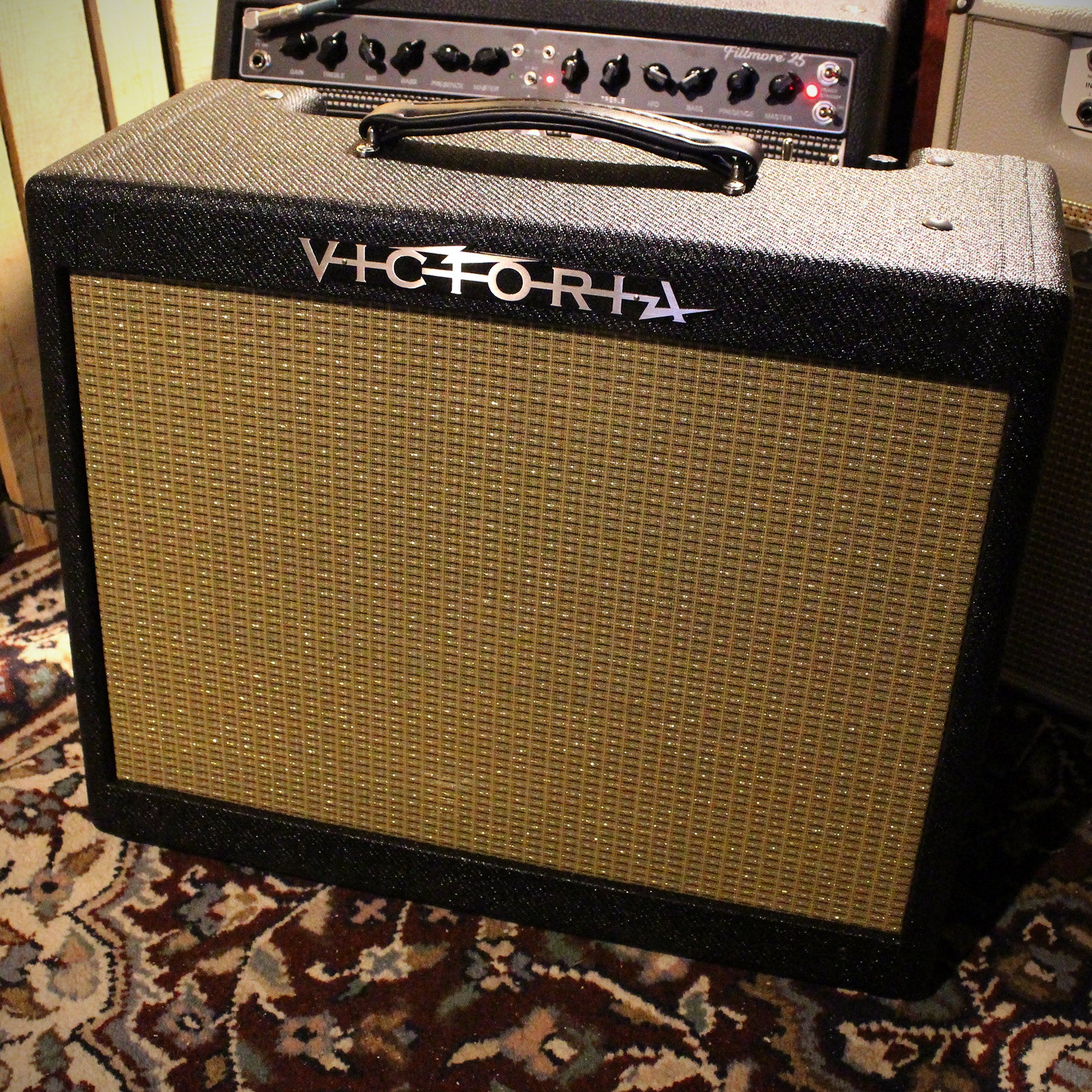 Victoria Amplifier Club Deluxe 1x12 Combo, Black Tweed | Humbucker Music