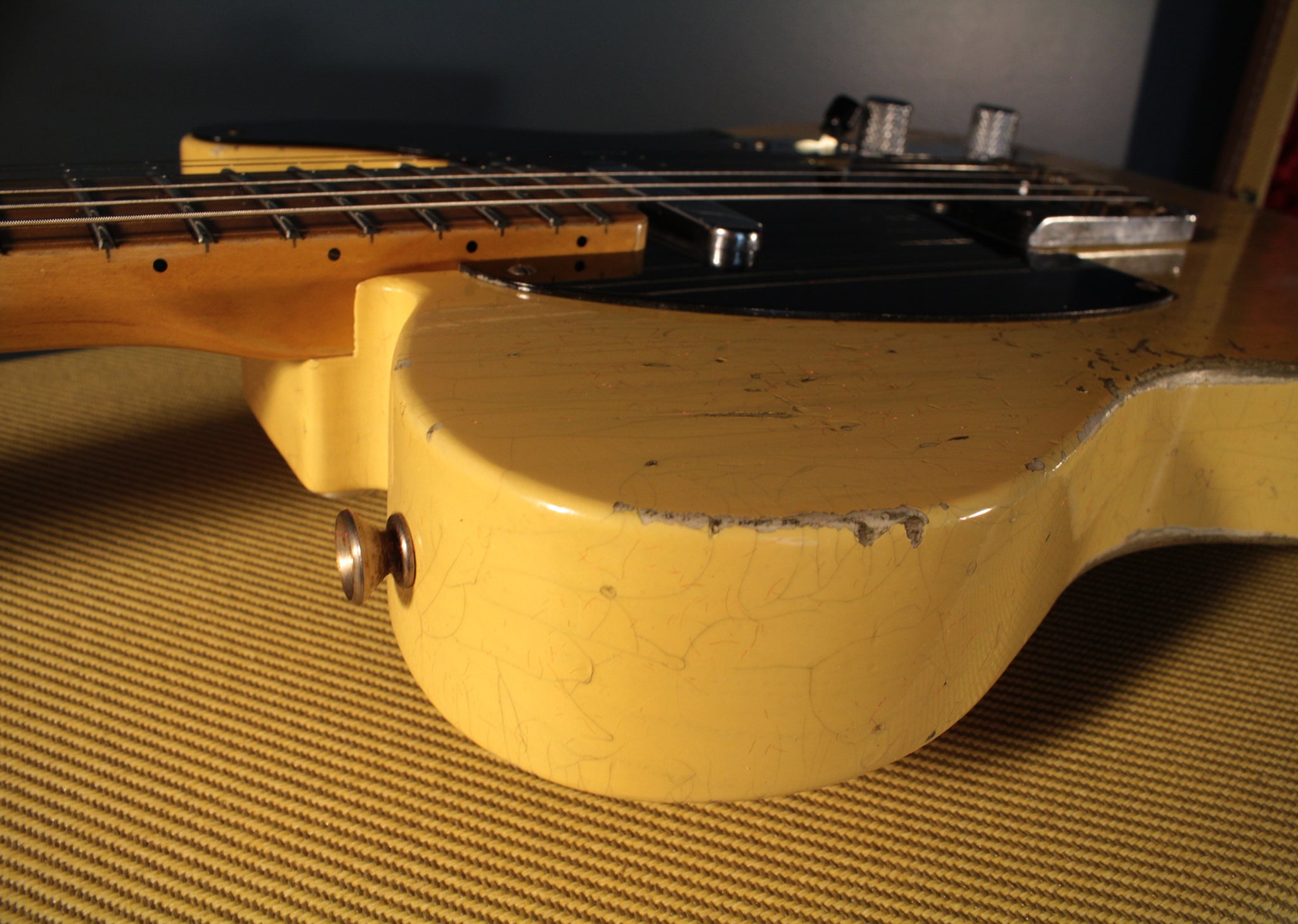 Fender Custom Shop 1951 Heavy Relic Nocaster, Faded Nocaster Blonde ...