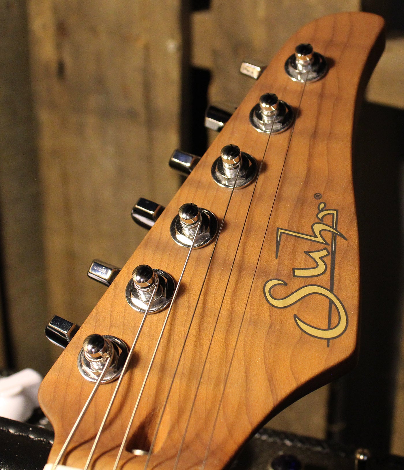 Suhr Select Classic S HSS Roasted Flamed Guitar, Shell Pink, Maple ...